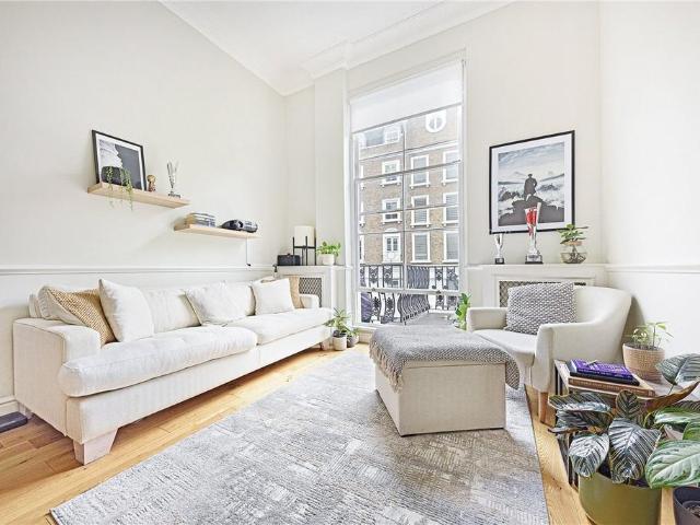Craven Hill Gardens, Bayswater. 1 bed apartment to rent £2,535 pcm £585 pw