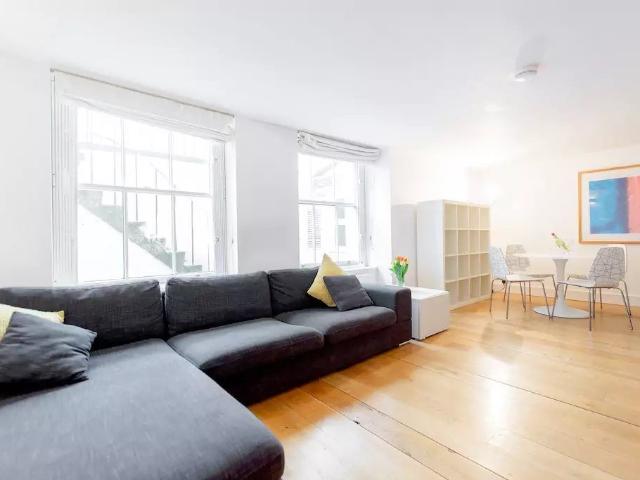 Craven Hill Gardens, Lancaster Gate W2, 2 bed flat to rent, £3,400 pcm | PrimeLocation