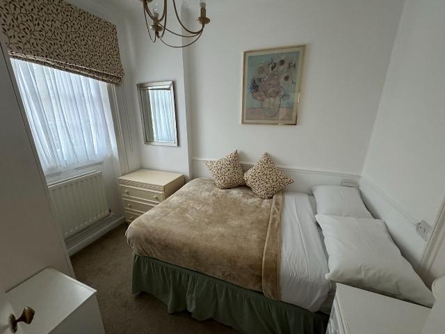 Craven Hill Gardens, London W2, 1 bed flat to rent, £1,800 pcm | PrimeLocation