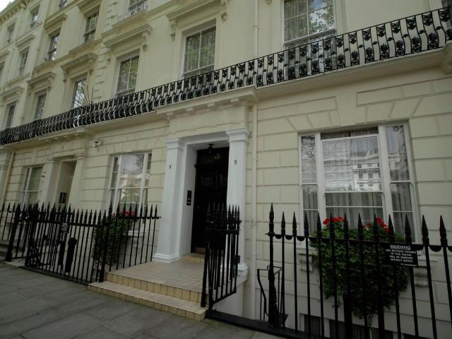Craven Hill Gardens, London W2, Studio to rent, £1,750 pcm | PrimeLocation
