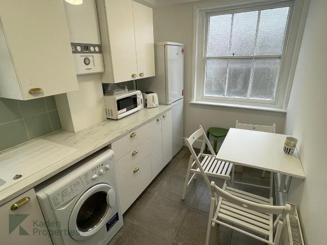 Craven Hill, Hyde Park/London W2, 2 bed flat to rent, £3,250 pcm | PrimeLocation