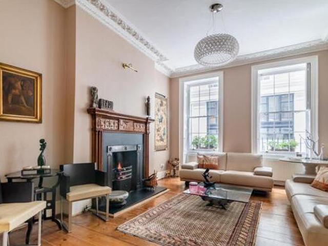 Craven Street, London, 3 Bedroom Flat