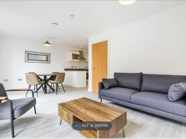 Craven Street, Salford M5, 2 bed flat to rent, £1,419 pcm | PrimeLocation