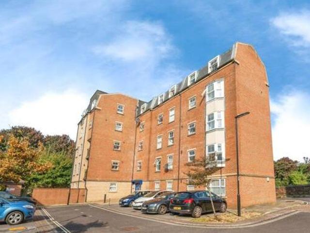 Craven Street, Southampton, 2 Bedroom Flat