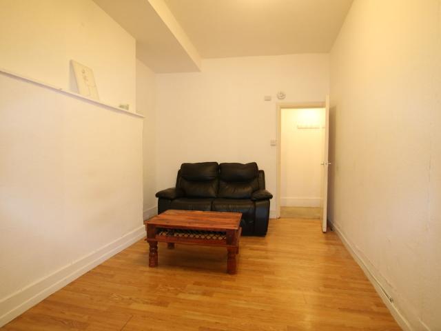 Craven Park Road, Harlesden NW10, 1 bed flat to rent, £1,350 pcm | PrimeLocation