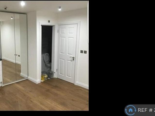 Craven Park Road, London, NW10 Studio to rent £1,435 pcm £331 pw