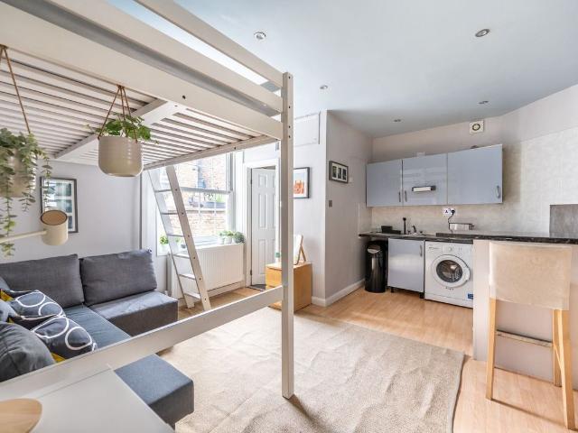 Craven Road, Lancaster Gate, London W2, Studio to rent, £2,275 pcm | PrimeLocation