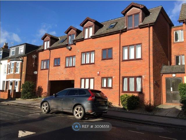 Craven Road, Newbury RG14, 1 bed flat to rent, £875 pcm | PrimeLocation