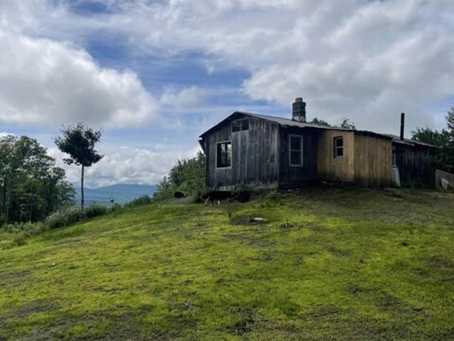 Crawford Trail Rd, Westfield, Home For Sale