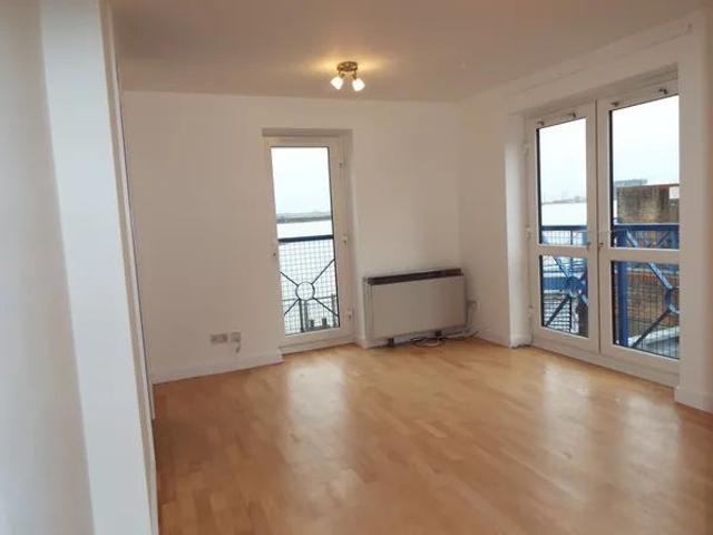 Crawley Court, Gravesend, DA11