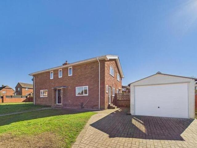 Crawts Road, Overton, 3 Bedroom Semi detached
