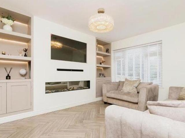 Craydon Walk, Stockwood, 1 Bedroom Flat