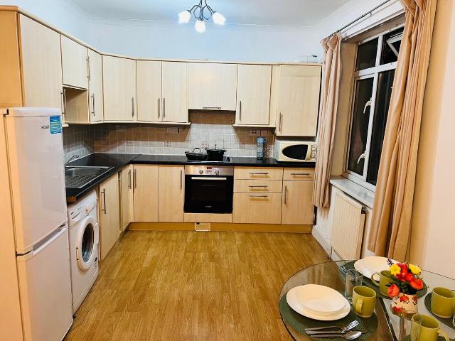 Crayford Way, Dartford DA1, 1 bed terraced house to rent, £1,300 pcm | PrimeLocation