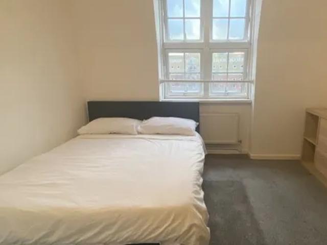Crayford House, Staple Street, Bermondsey Village, London, SE1 4LR, United Kingdom | Room for rent #107292467 | Rentberry