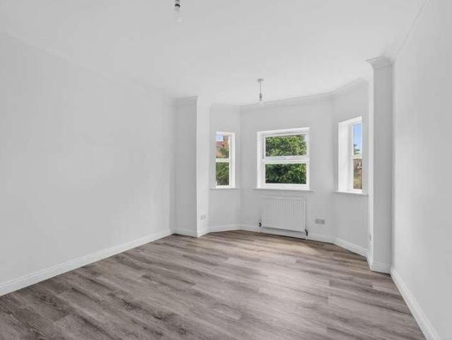 Crabton Close Road, Bournemouth, BH5
