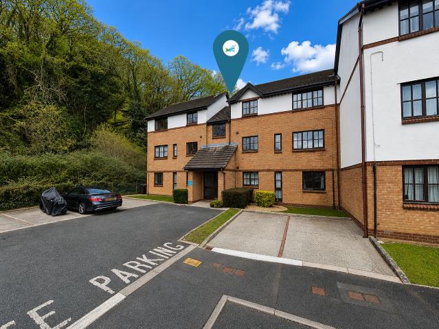 Crabtree Close, Crabtree, Plymouth PL3, 2 bed flat to rent, £900 pcm | PrimeLocation