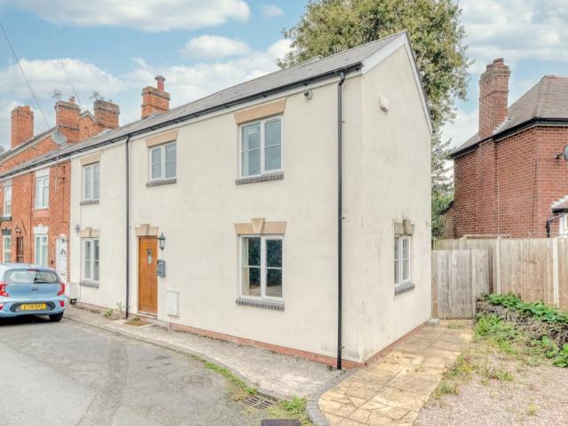 Crabtree Lane, Bromsgrove B61, 3 bed end terrace house to rent, £1,250 pcm | PrimeLocation