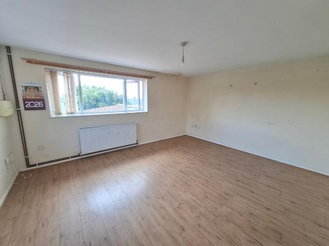 Crabtree Lane, Hemel Hempstead HP3, 2 bed flat to rent, £1,650 pcm | PrimeLocation