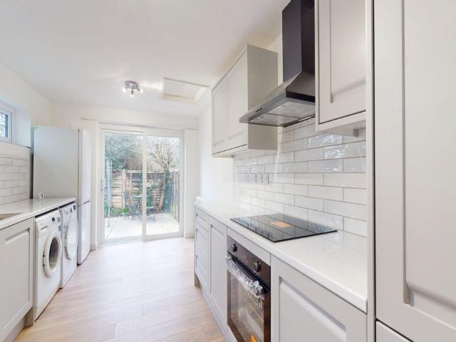 Crabtree Road, Haddenham HP17, 2 bed semi detached house to rent, £1,475 pcm | PrimeLocation