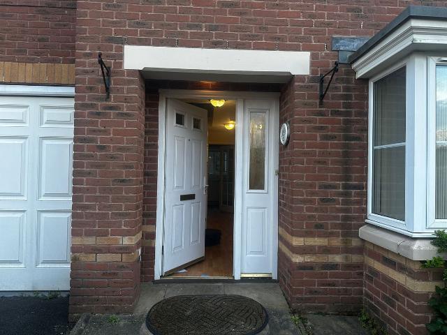 Crabtree Road, Walsall WS1, 4 bed detached house to rent, £2,250 pcm | PrimeLocation