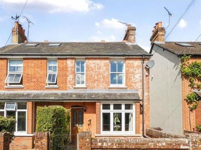 Cradle Lane, Hampshire, 2 Bedroom Semi detached