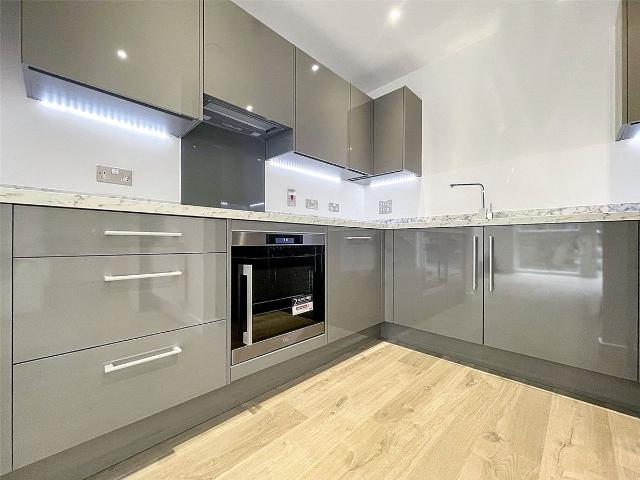 Craft Court, 5 Regal Walk, Bexleyheath DA6, 1 bed flat to rent, £1,500 pcm | PrimeLocation