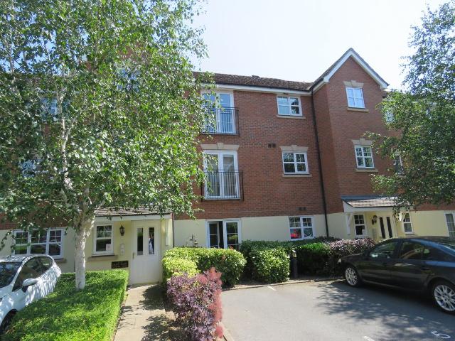 Craft Court, Bromsgrove B60, 2 bed flat to rent, £900 pcm | PrimeLocation