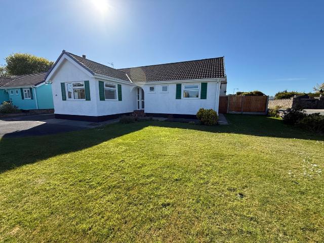 Craig Y Don, Benllech LL74, 3 bed bungalow to rent, £1,300 pcm | PrimeLocation
