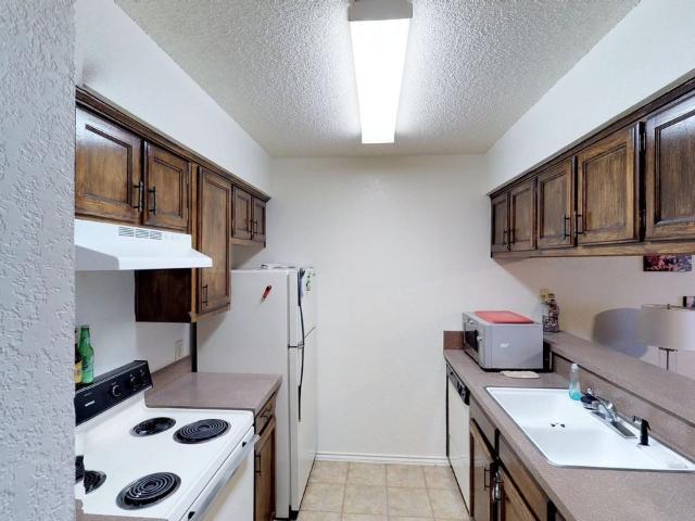 Craig Place Apartments 2 Bedroom Apartment for Rent at 800 Eagle Dr, Denton, TX 76201