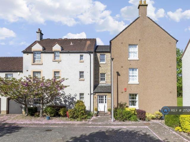 Craigcrook Road, Edinburgh, EH4 3 bed flat to rent £1,695 pcm £391 pw