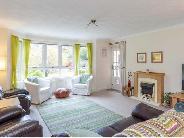 Craigend Park, Edinburgh, EH16 3 bed flat to rent £2,200 pcm £508 pw