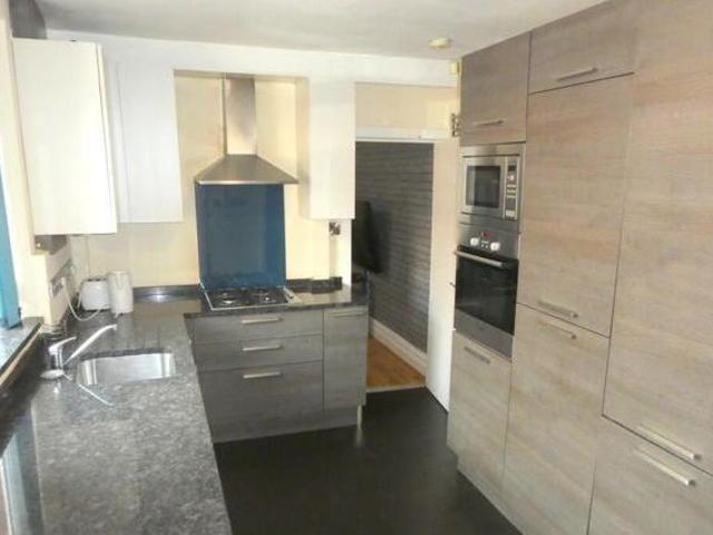 Craighall Avenue, Fallowfield, 6 Bedroom End