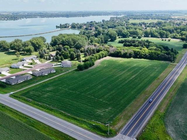 Crailsheim Rd, Worthington, MN 56187