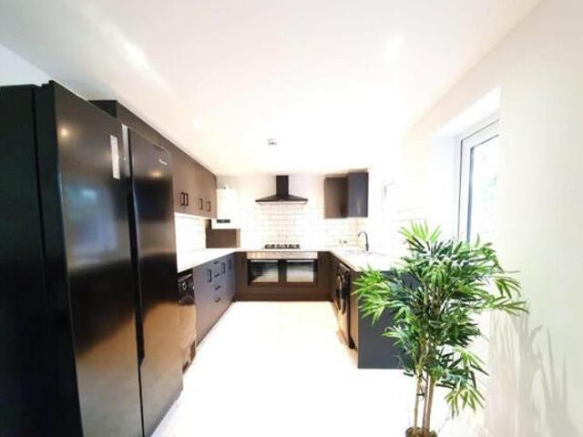 Cranborne Road, 7 Bedroom House