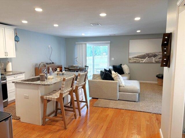 Cranberry Way, Manchester, Home For Sale