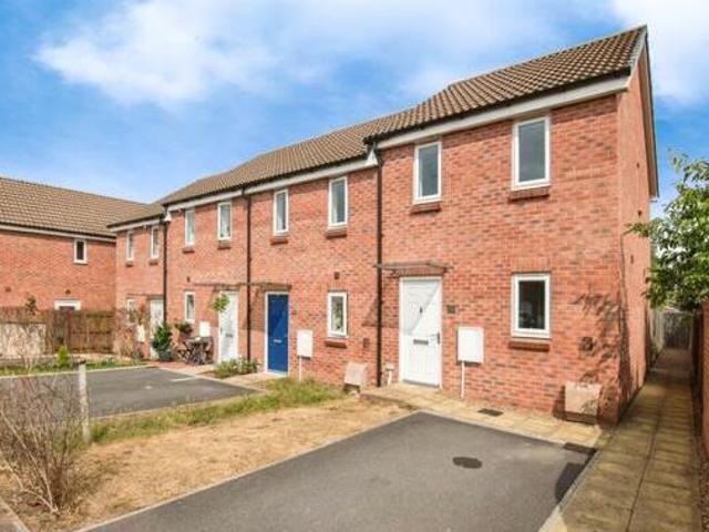 Cranbrook, Birch Way, Exeter, 2 Bedroom End