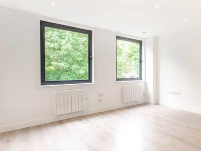 Cranbrook Mews, London, E17 7FP, United Kingdom | 1 bed apartment for rent #167447663 | Rentberry