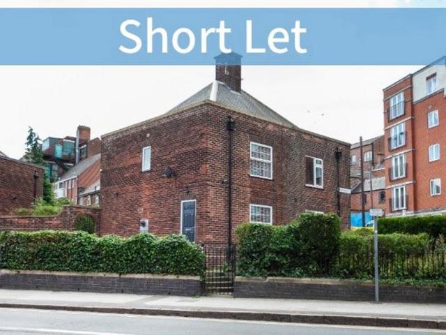 Cranbrook Street, Nottingham NG1 3 bed house to rent £1,900 pcm £438 pw