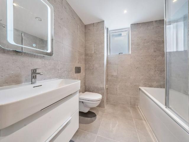 Cranbrook Road, Wimbledon, London SW19, 2 bed flat to rent, £2,900 pcm | PrimeLocation