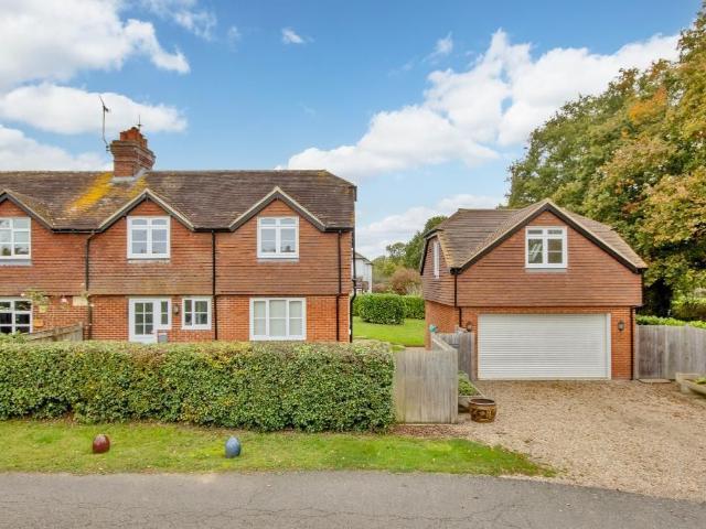 Cranbrook Road, Frittenden, Cranbrook, Kent TN17, 4 bed semi detached house to rent, £2,600 pcm | PrimeLocation