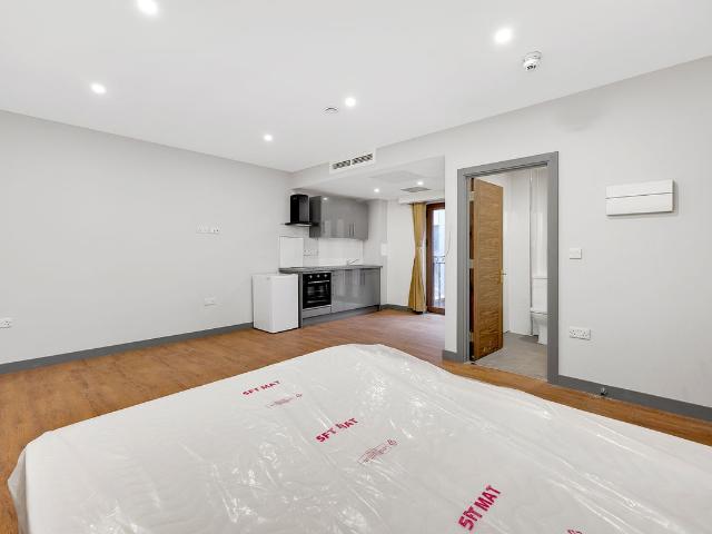Cranbrook Road, Ilford IG1, Studio to rent, £1,650 pcm | PrimeLocation