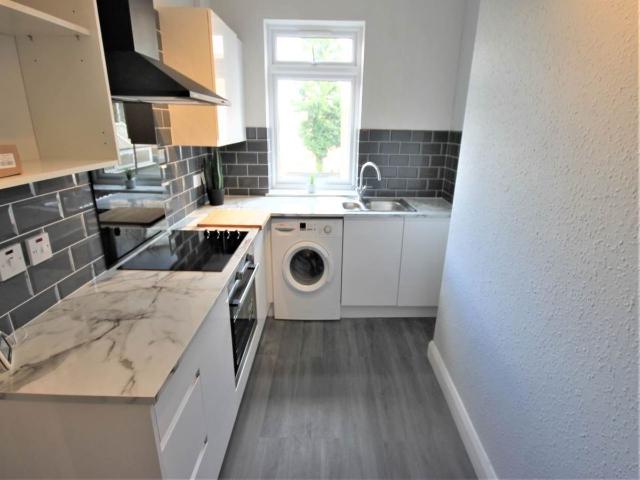 Cranbrook Road, Ilford IG1, 1 bed flat to rent, £1,350 pcm | PrimeLocation