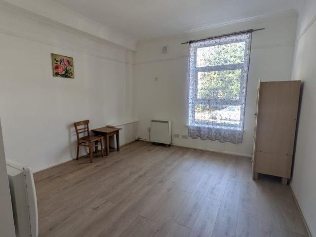 Cranbury Place, Southampton SO14, 1 bed flat to rent, £800 pcm | PrimeLocation