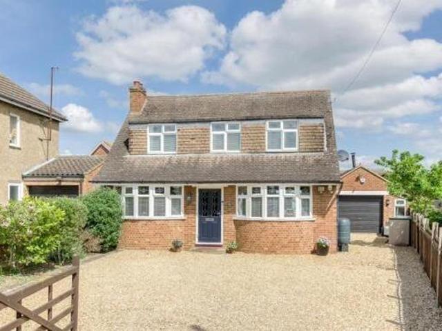 Crane Way, Cranfield, 5 Bedroom House