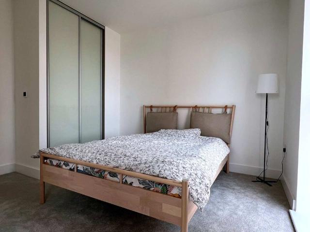 Crane court 2 Room 1