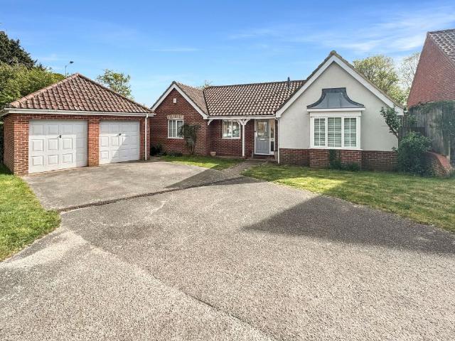 Crane Close, Woodbridge, IP12
