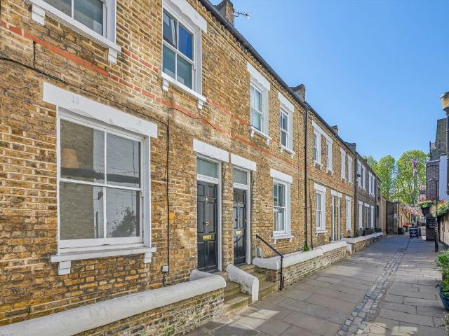 Crane Street, Greenwich SE10, 2 bed terraced house to rent, £2,400 pcm | PrimeLocation