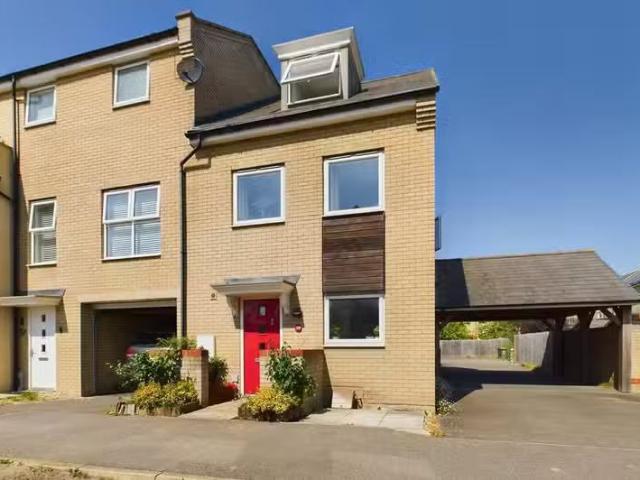 Cranesbill Close, Cambridge 3 bed terraced house for sale £4.
