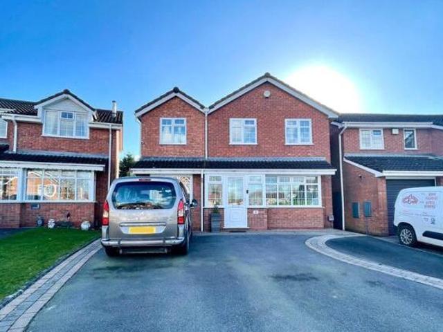 Cranesbill Close, Featherstone, 4 Bedroom Detached