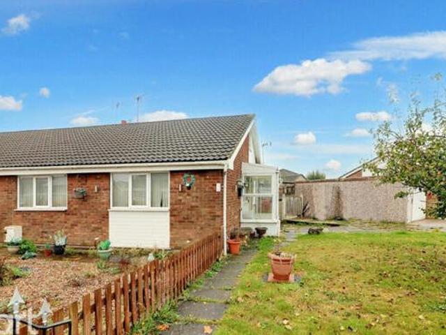 Cranfield Close, Armthorpe, 2 Bedroom Semi detached
